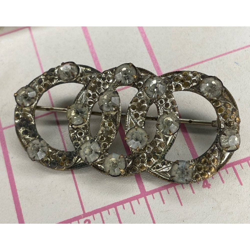 Victorian Era Circle Trinity Brooch Stamped Design & … - Gem